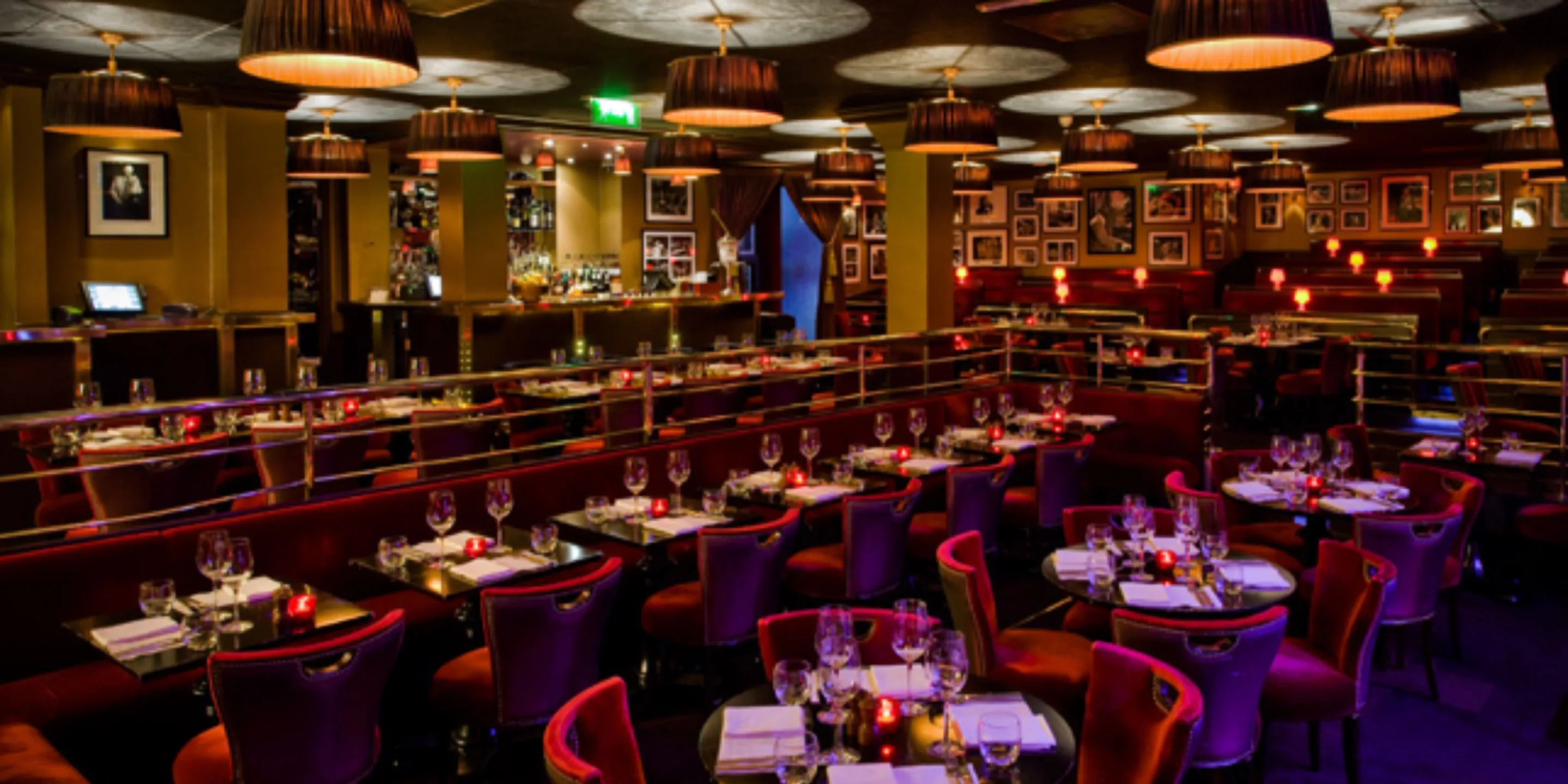 Prompt 7: Ronnie Scott's Jazz Club